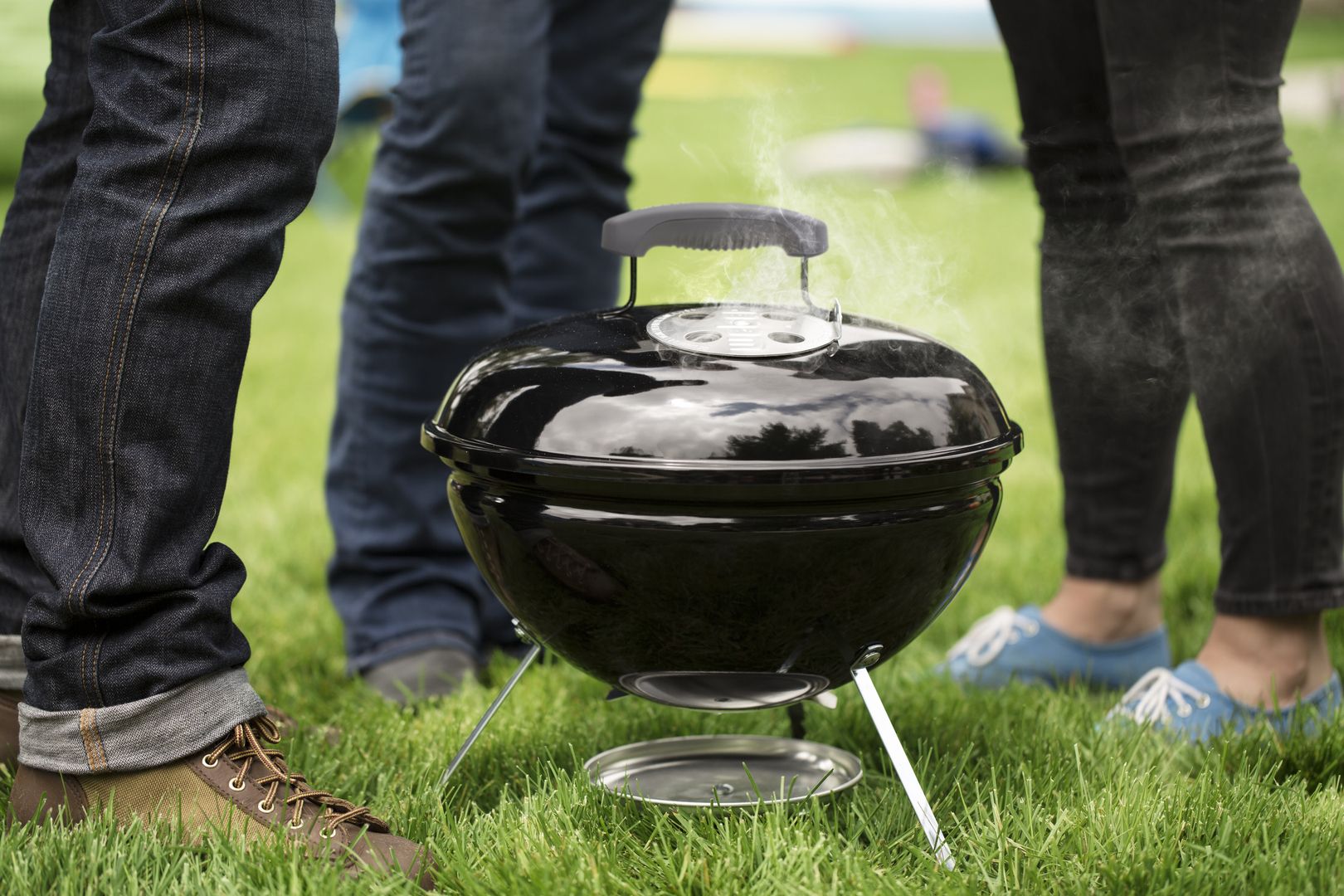 BARBECUE CHARBON PORTABLE SMOKEY JOE® 14” NOIR