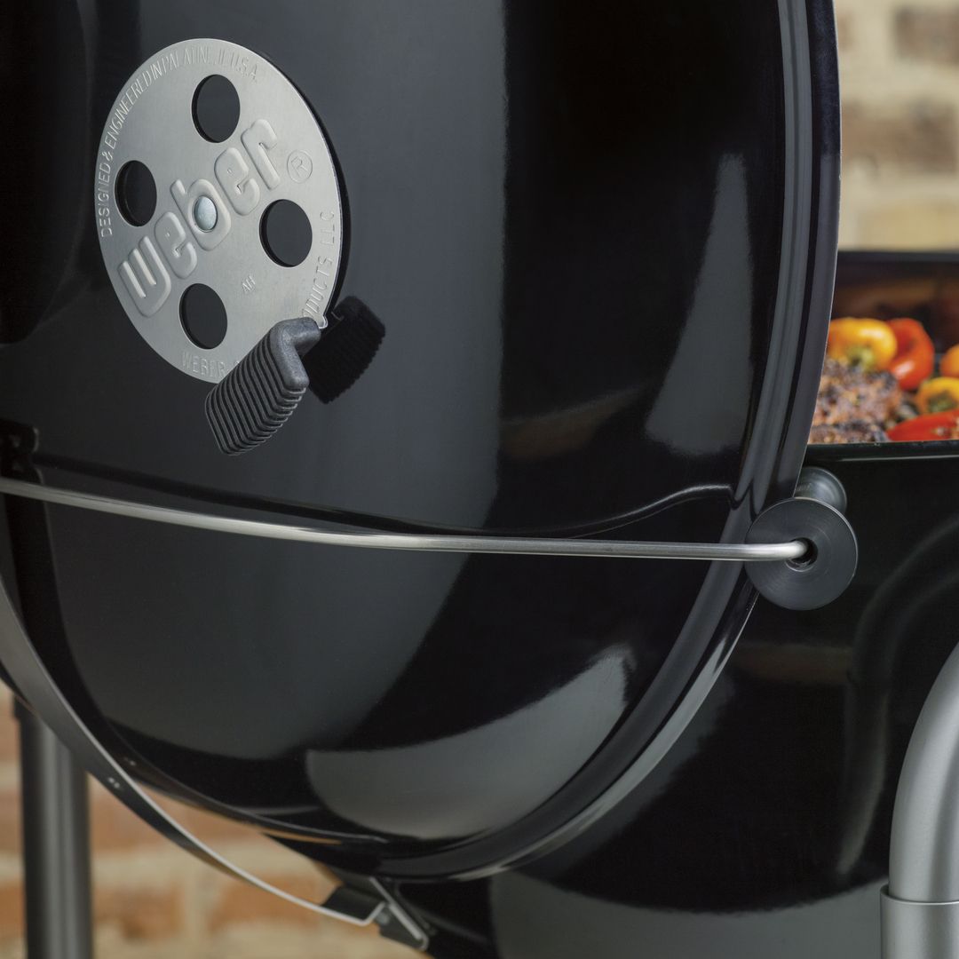 PERFORMER® 22” CHARCOAL GRILL