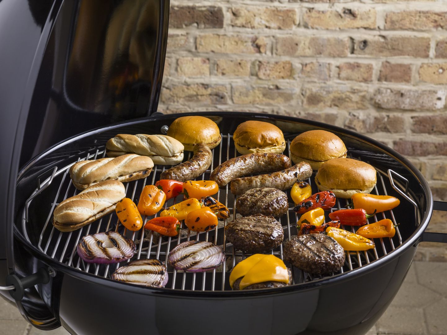 BARBECUE CHARBON 22 MASTER-TOUCH® GBS NOIR